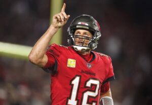 What Is The Average Height Of NFL Player Based On Positions?